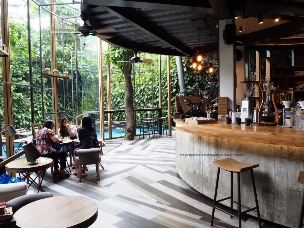 Lost in Bandung? 5 Tempat Nongkrong Menarik Dengan Suasana Cozy - USS Feed