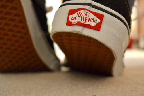 Yuk Cari Tahu Bedanya Vans Original dan Palsu, Jangan Sampai Tertipu ...