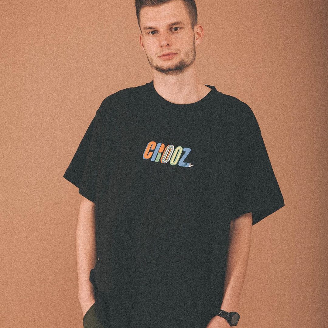 👕 25 Kaos Distro Terbaik yang Bisa Kalian Pilih, Mana Favoritmu? - USS Feed