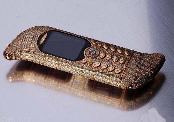 📱 8 Handphone Termahal di Dunia, Tertarik untuk Beli? - USS Feed