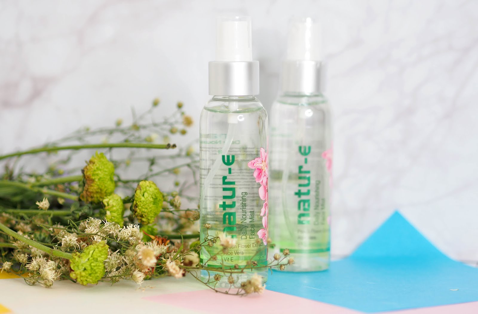 🌞 10 Setting Spray Lokal Terbaik untuk Ketahanan Make Up - USS Feed