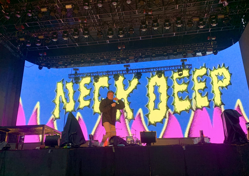 Neck Deep hingga Weezer Sukses Tampil di Soundrenaline 2022 - USS Feed